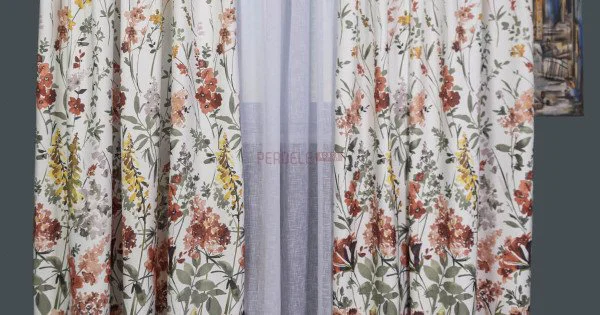 Draperii satin model floral
