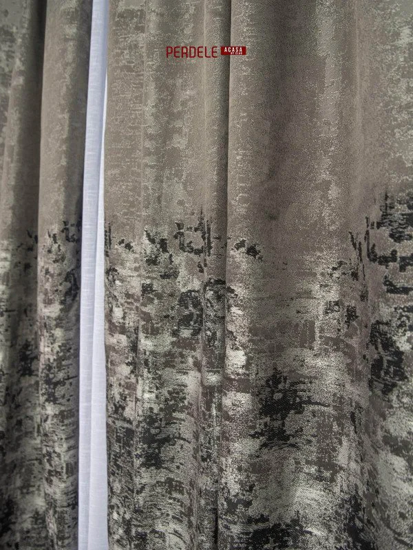 Draperii Gri din Stofa, tip panou, modele argintii si negre